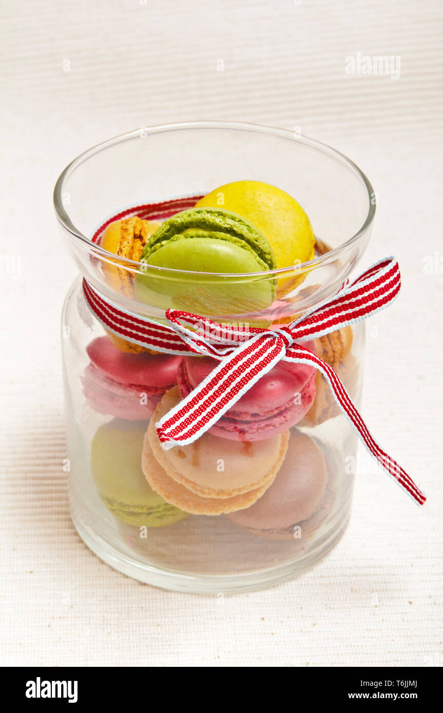 Macarons in a glass jar hi-res stock photography and images - Alamy