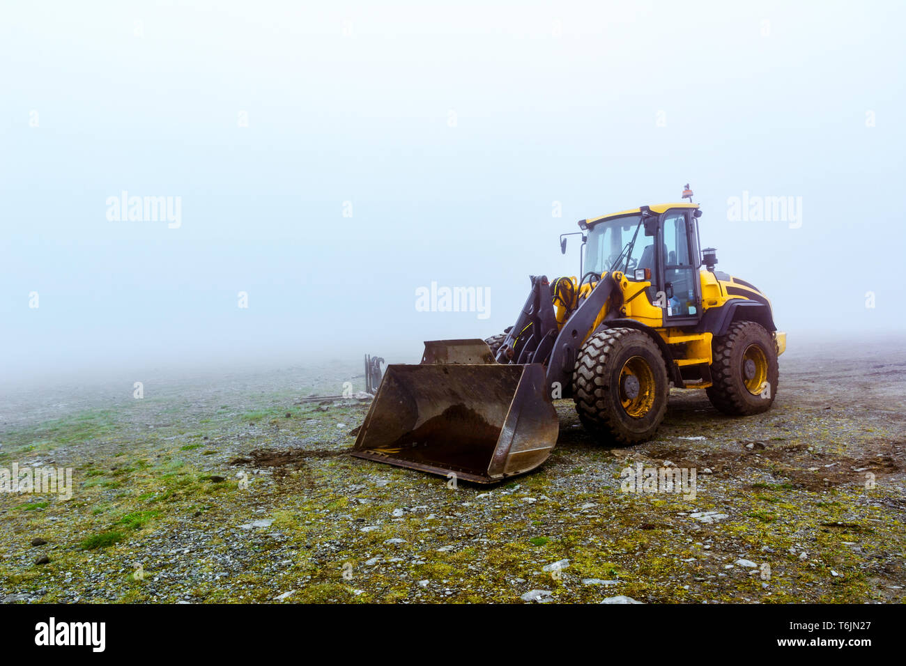 Yellow and green vehicle hi-res stock photography and images - Alamy
