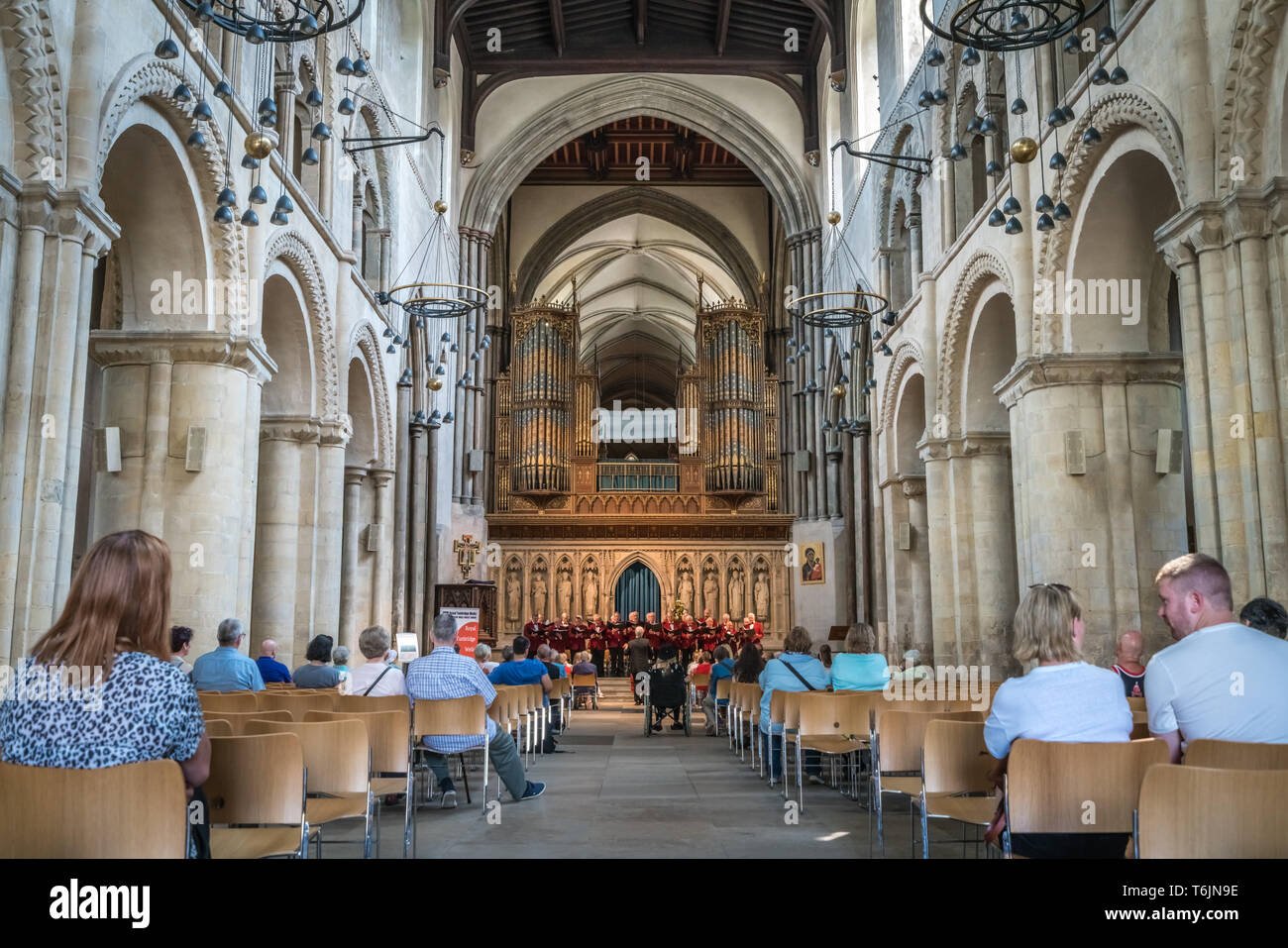 Singing Choir With Audience High Resolution Stock Photography and ...