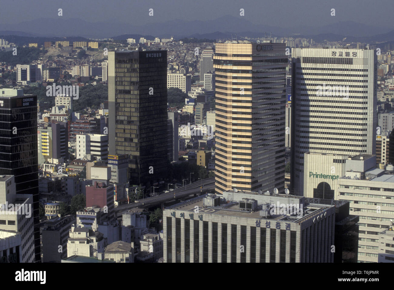 Seoul town centre hi-res stock photography and images - Alamy