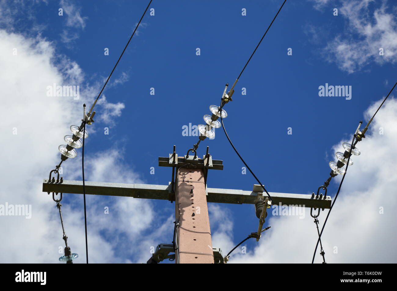 Power transmission cable closeup hi-res stock photography and images ...