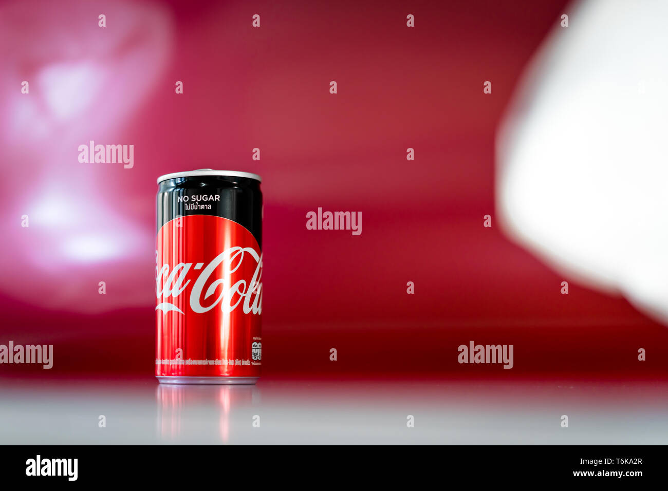 Coca cola can small hi-res stock photography and images - Alamy