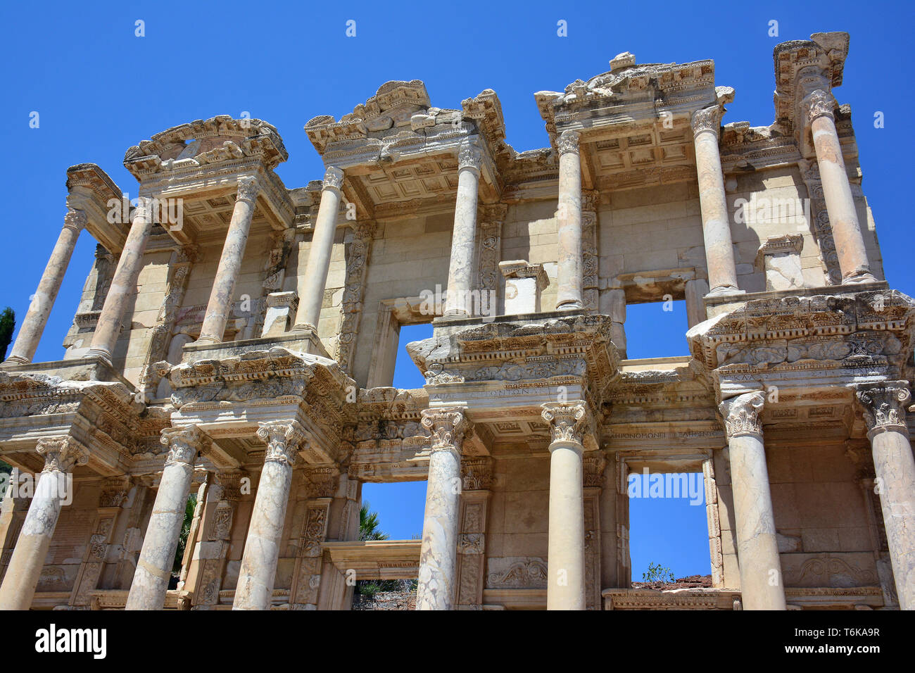 Facade of the Library of Celsus, Ephesus, Turkey Stock Photo - Alamy