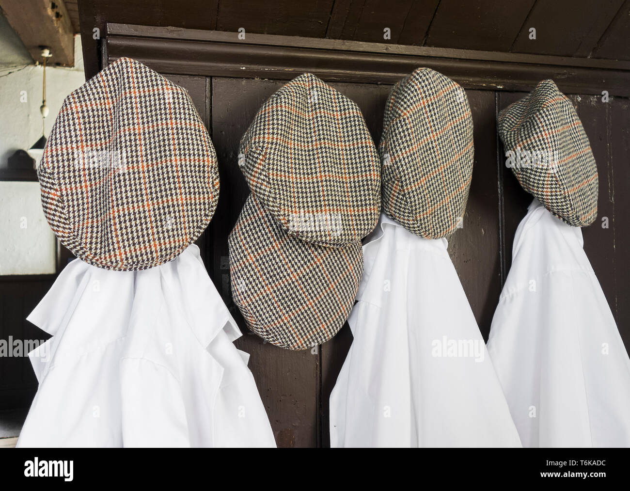 Lab coats hi-res stock photography and images - Alamy