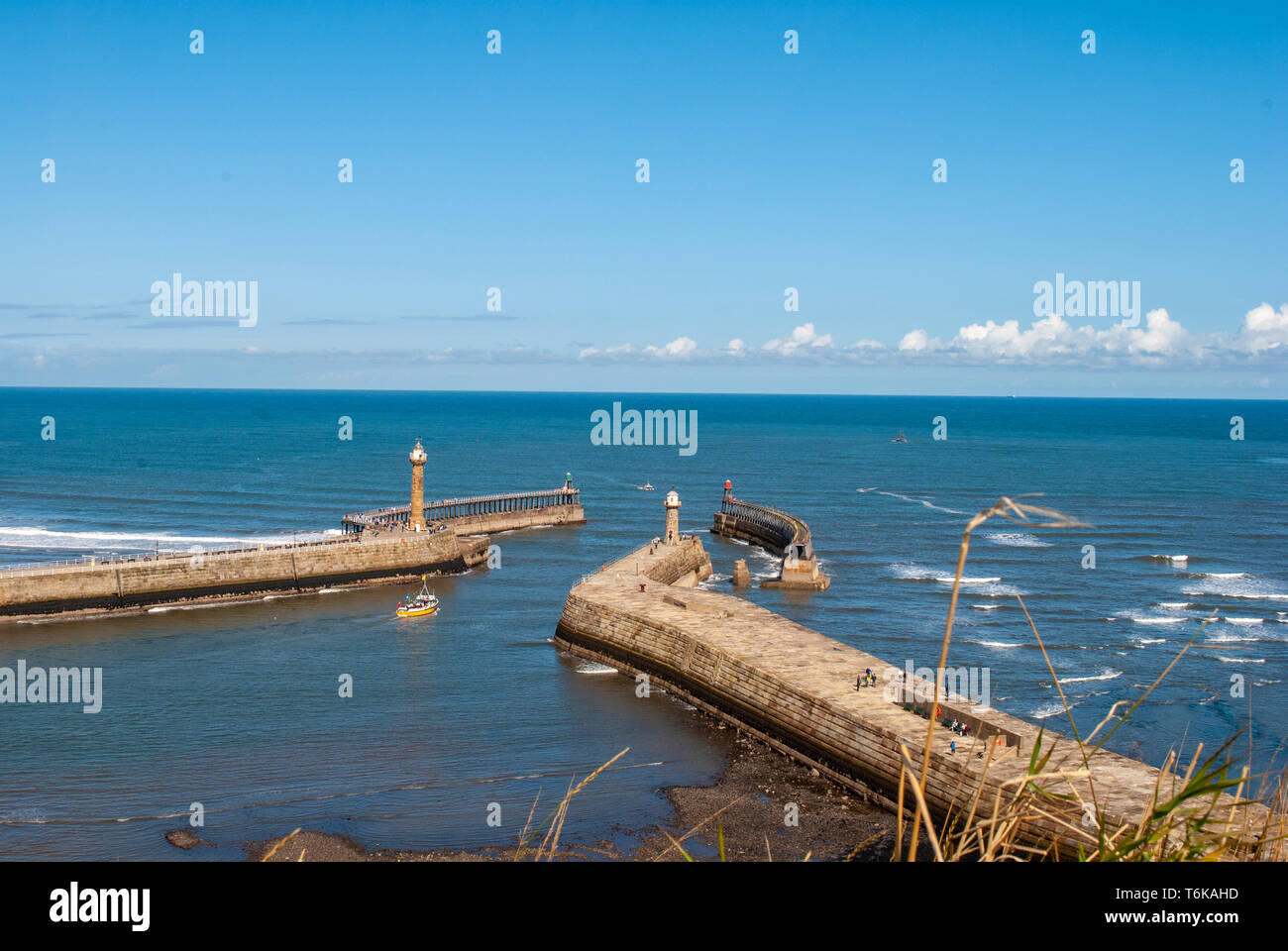 Whitby landscape hi-res stock photography and images - Alamy