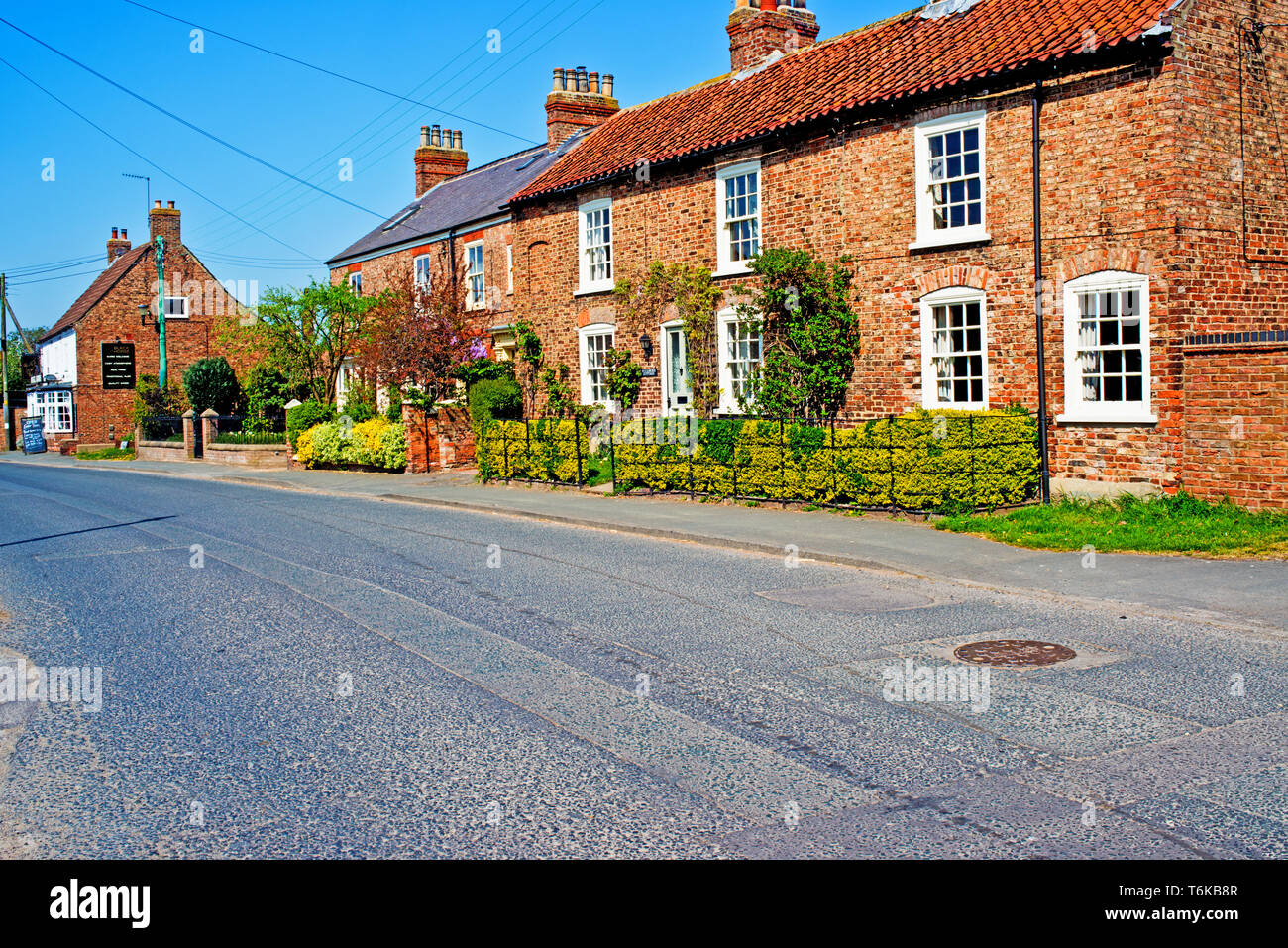 Tollerton, Cottages, North Yorkshire, England Stock Photo - Alamy