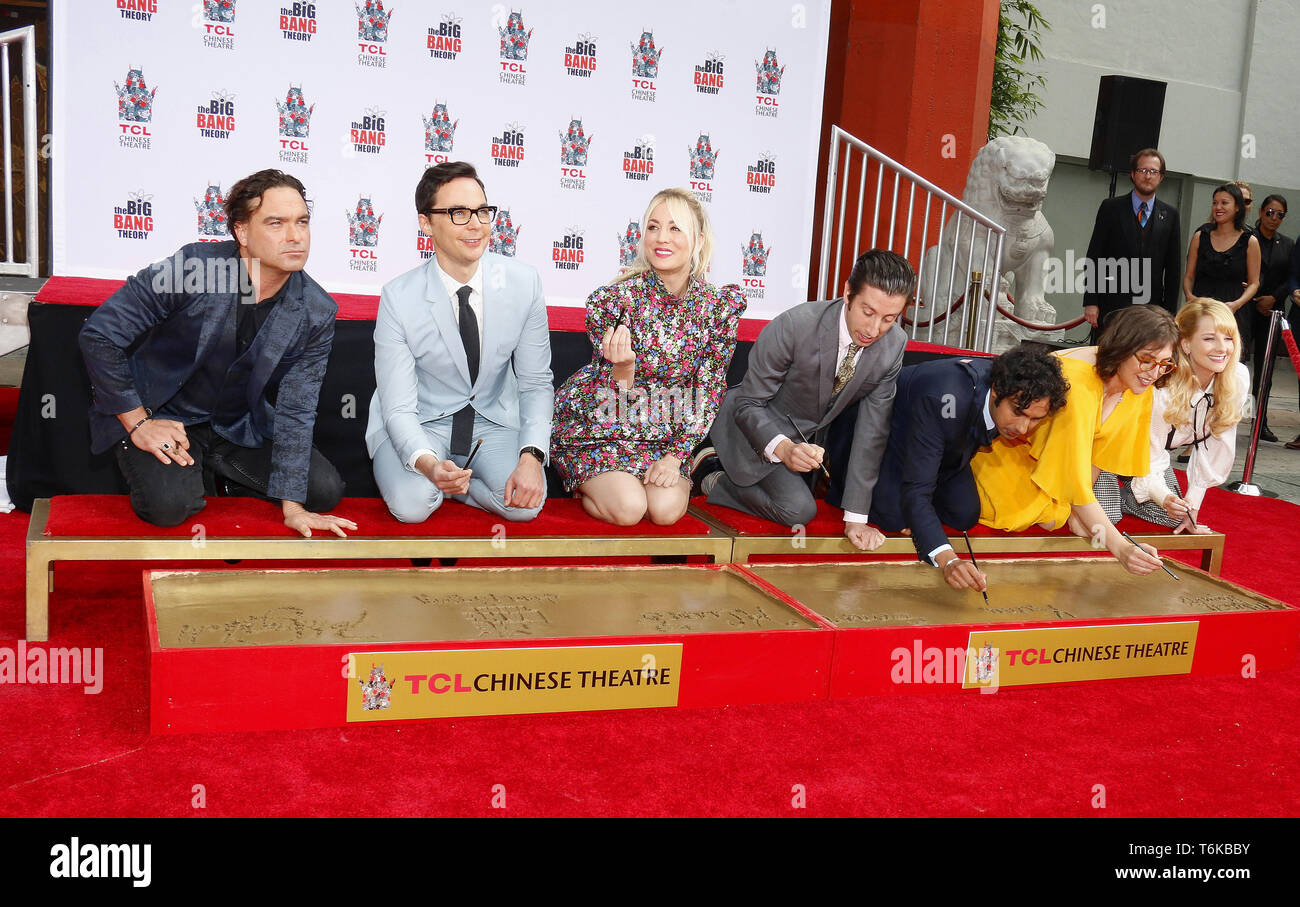 Johnny Galecki Jim Parsons Kaley Cuoco Simon Helberg Kunal Nayyar Mayim Bialik And Melissa