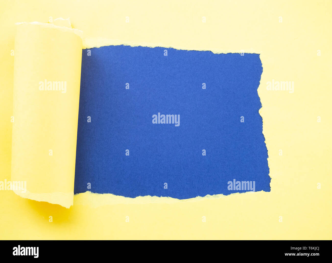 Torn yellow paper hi-res stock photography and images - Alamy