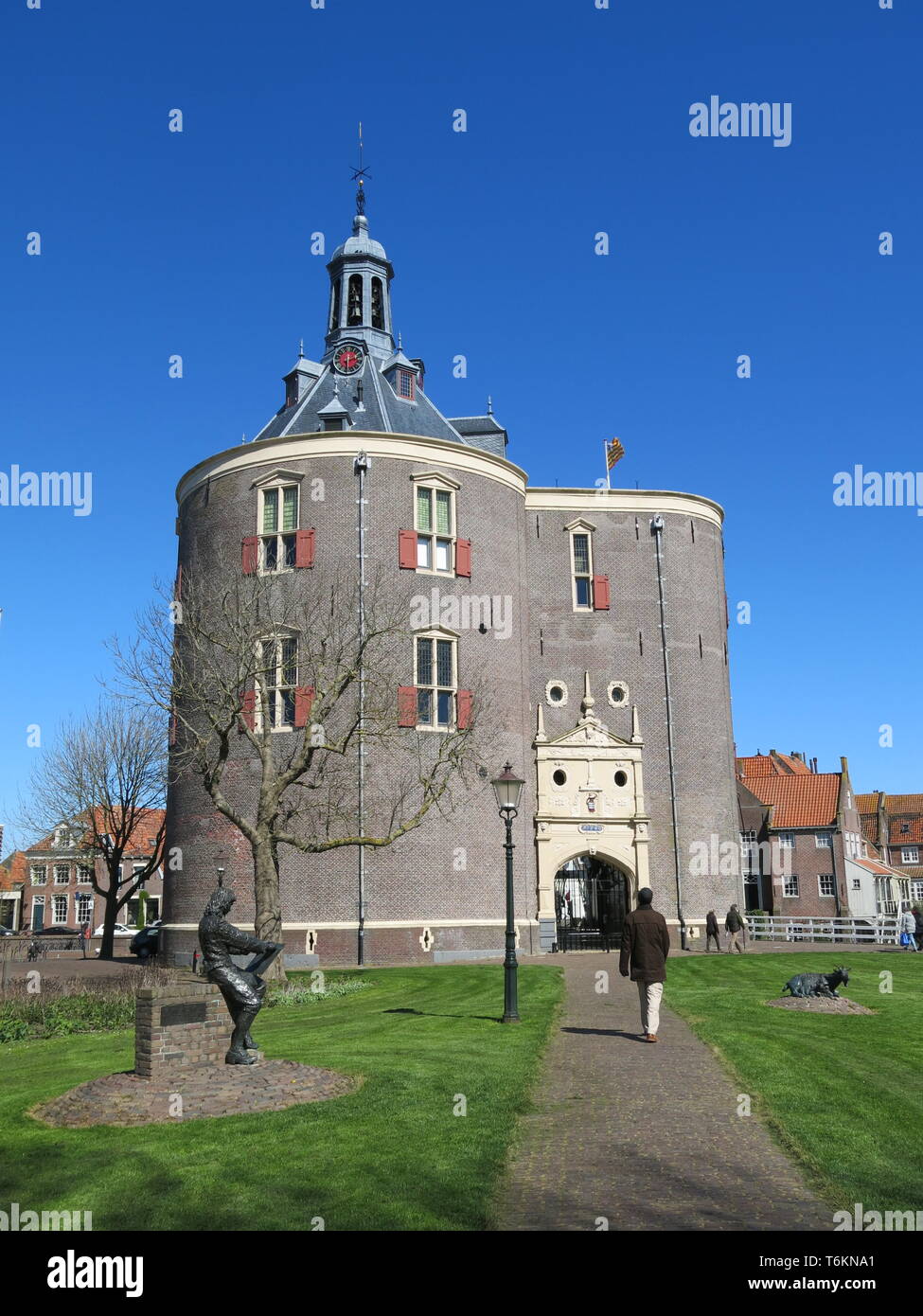 View of the path leading up to the Drommedaris, or town gate & combat ...