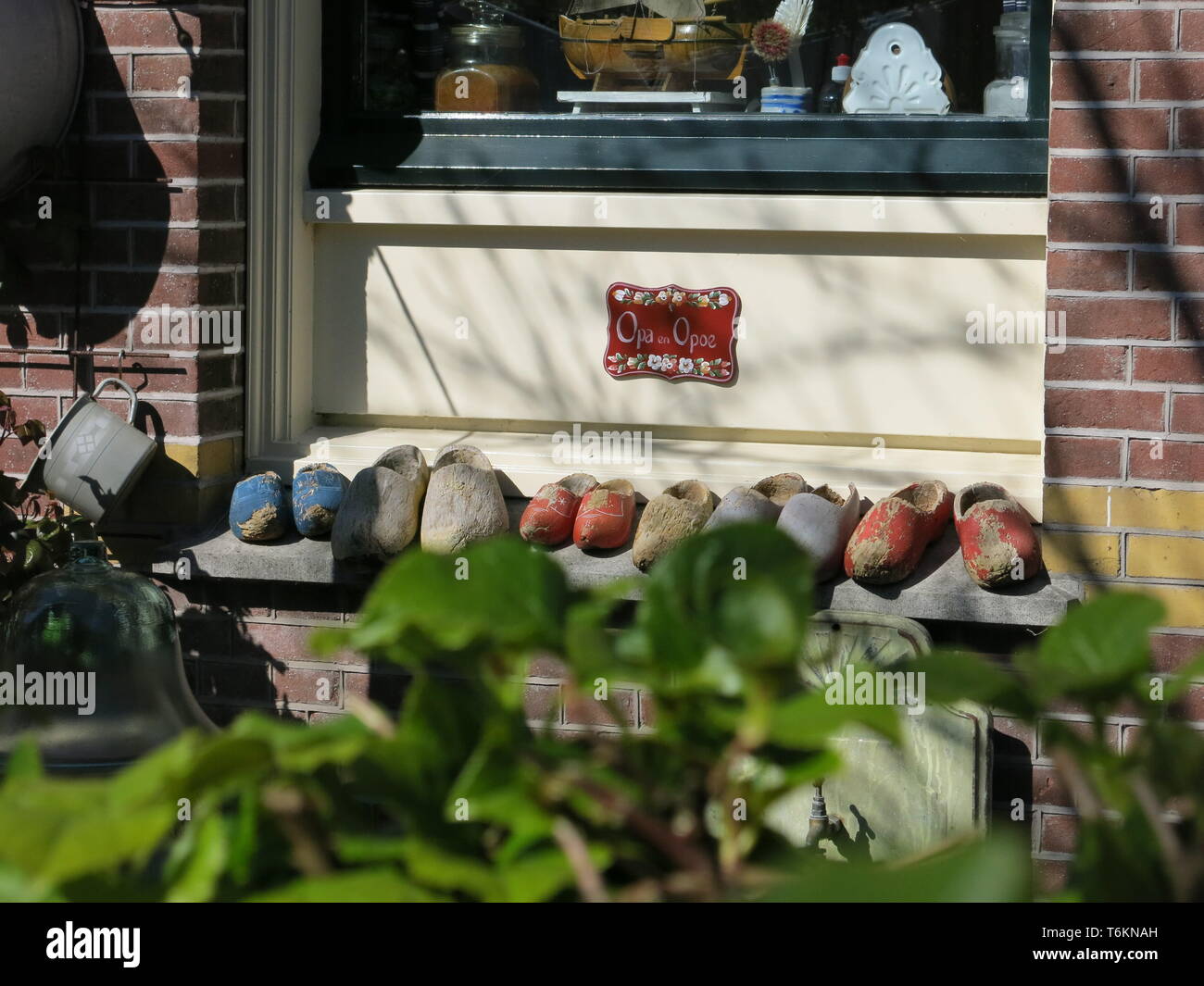 Opa sign hi-res stock photography and images - Alamy