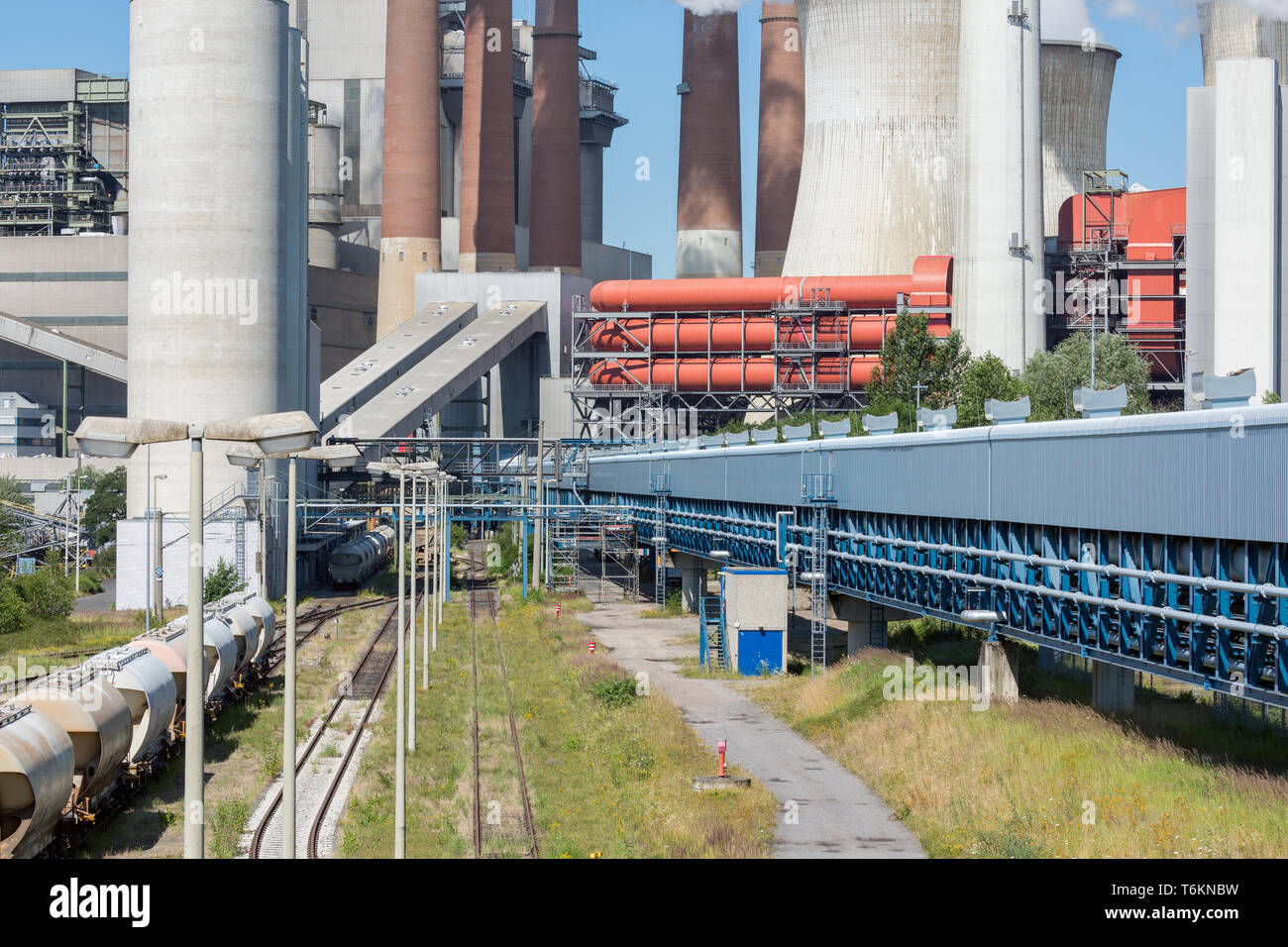 Cooling towers and smokestacks coal fired power plant in Germany Stock ...