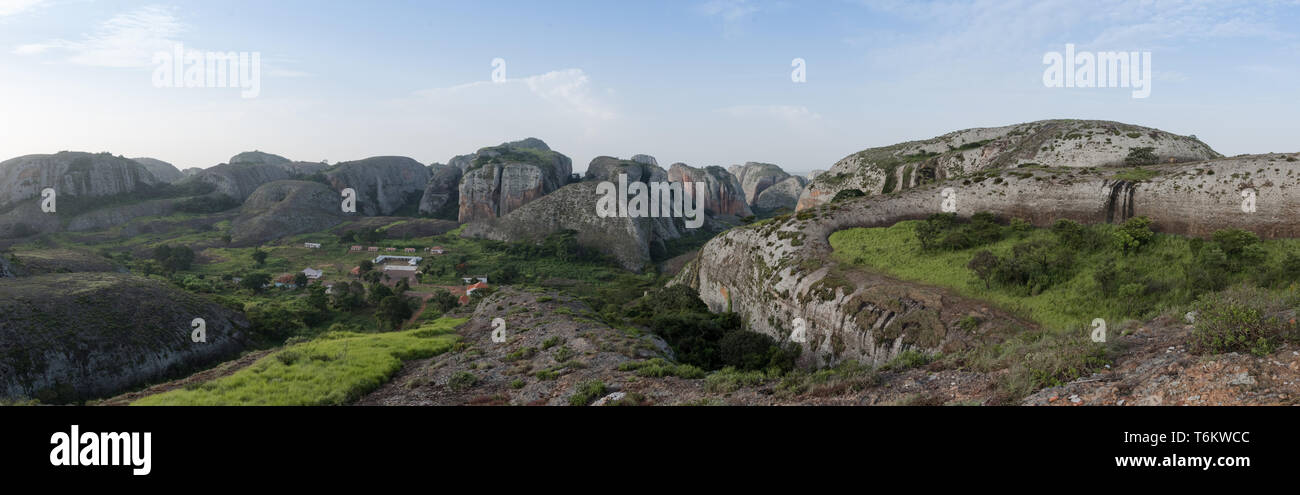 Black stones of Pungo Andongo - Malanje, Angola Stock Photo - Alamy