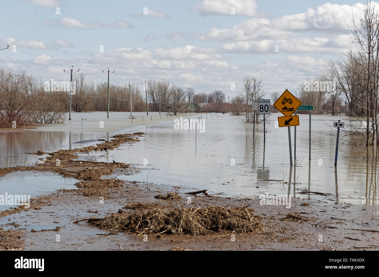 Thaw warning sign hi-res stock photography and images - Alamy