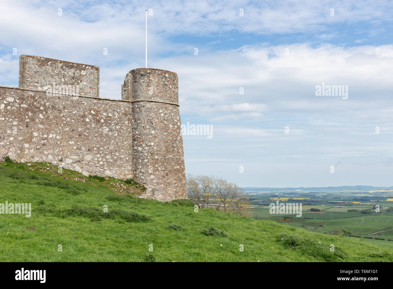 Ruin old castle in Scottish borders near Hume Stock Photo - Alamy