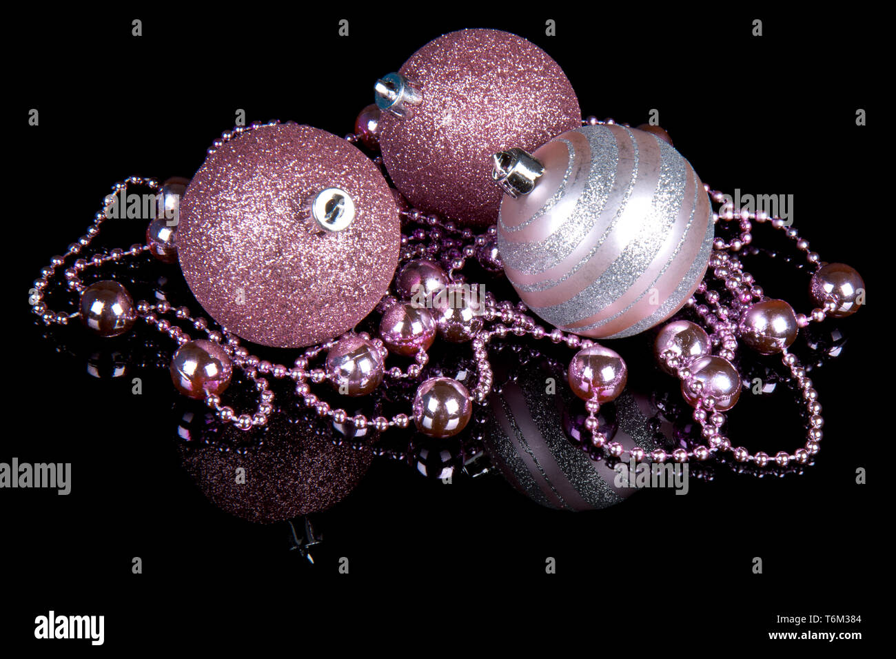 String balls hi-res stock photography and images - Alamy