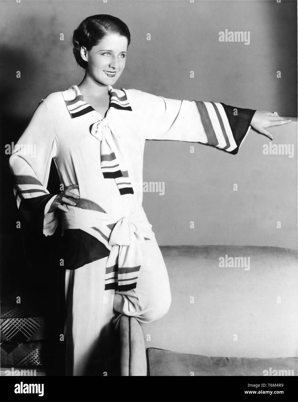 Norma shearer hi-res stock photography and images - Alamy