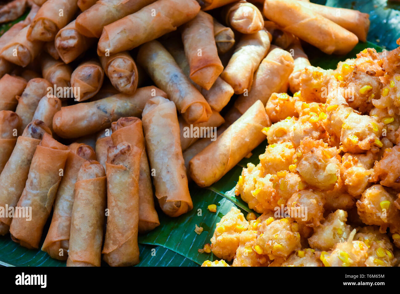 Banana spring rolls hi-res stock photography and images - Alamy