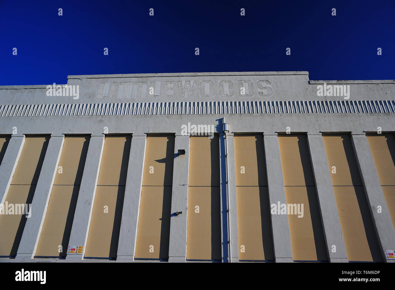 The former Littlewoods Pools building on Edge Lane Liverpool. The Art ...