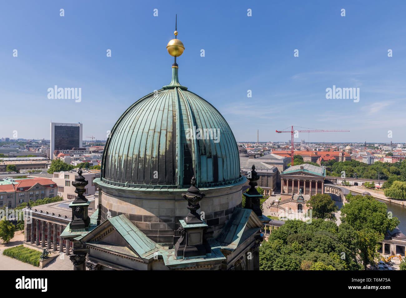 Above rooftops berlin hi-res stock photography and images - Alamy