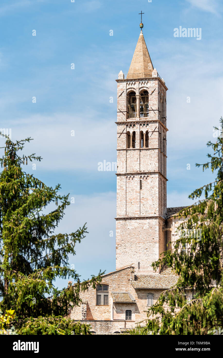 Santa chiara assisi cross hi-res stock photography and images - Alamy