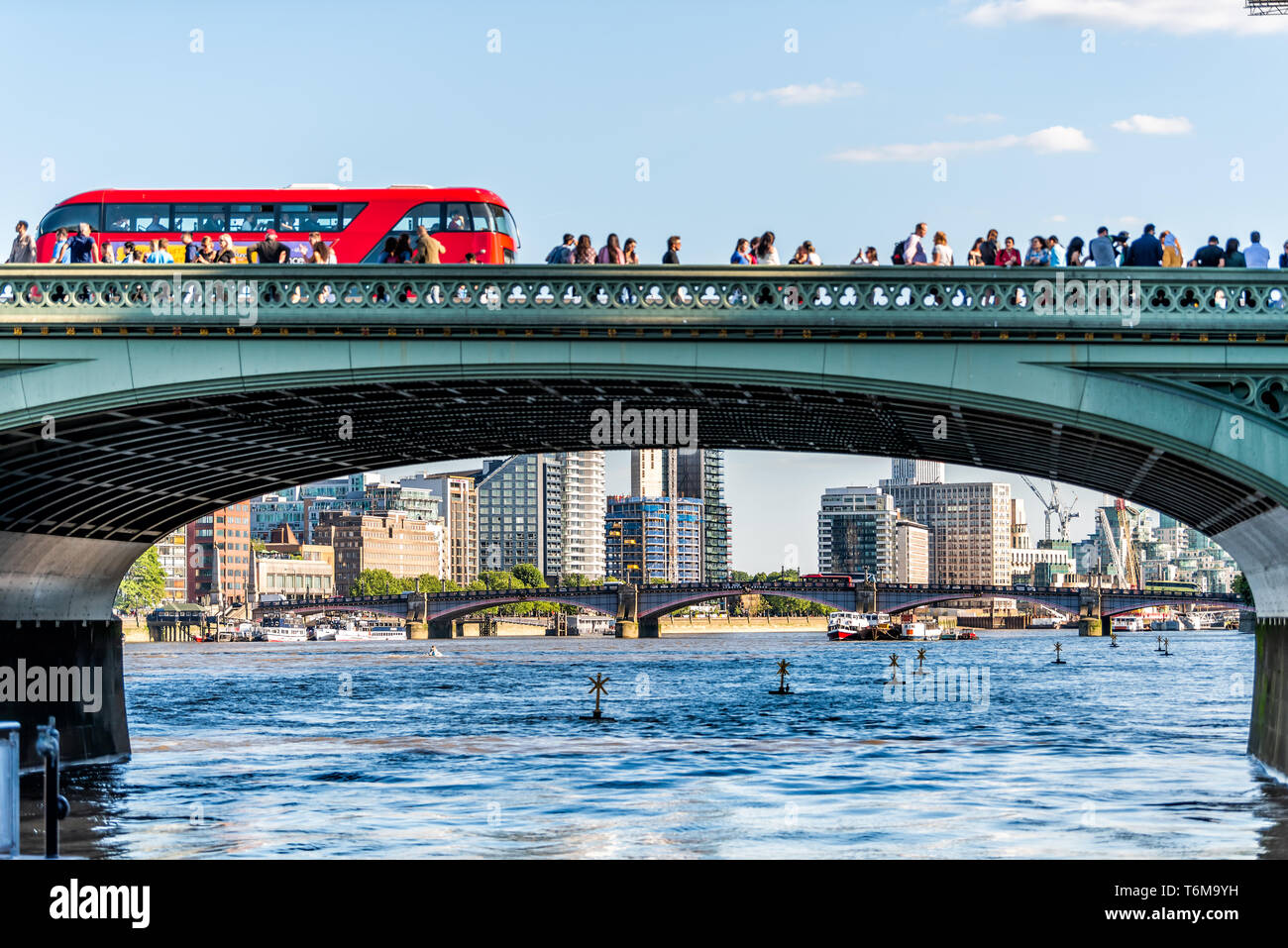 Double deck road bridge hi-res stock photography and images - Alamy