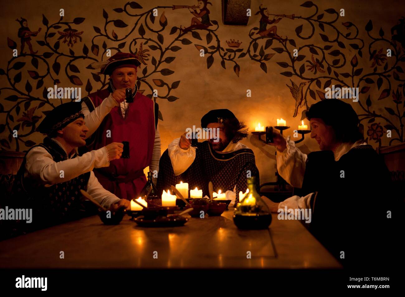 Medieval feast hi-res stock photography and images - Alamy