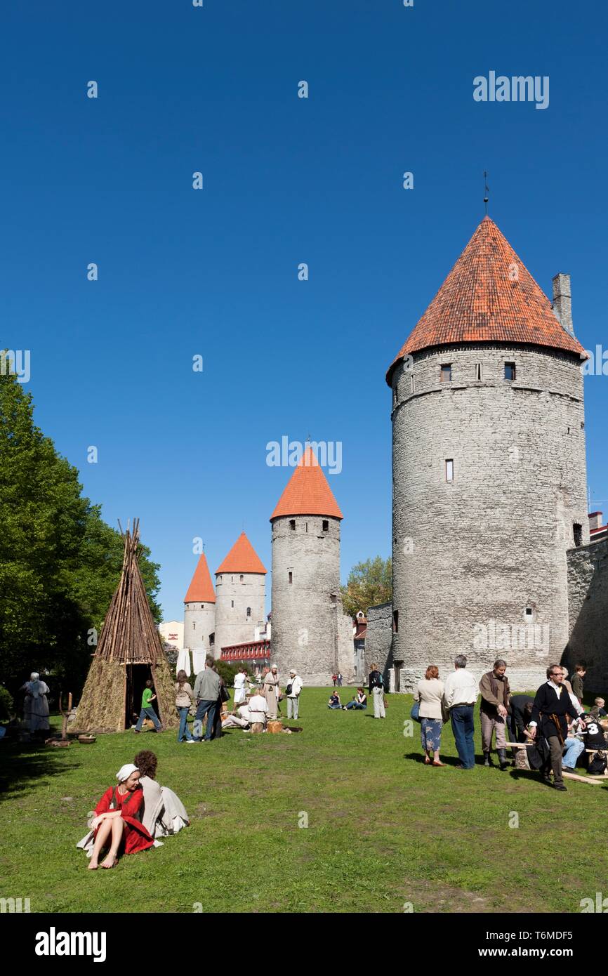 Medieval towers in Tallinn Old town Stock Photo - Alamy