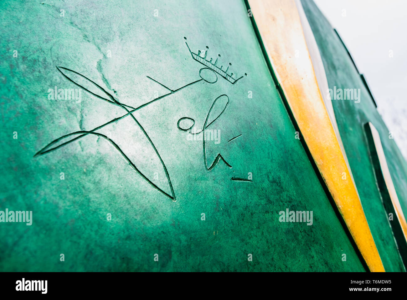 Salvador dali signature hi-res stock photography and images - Alamy