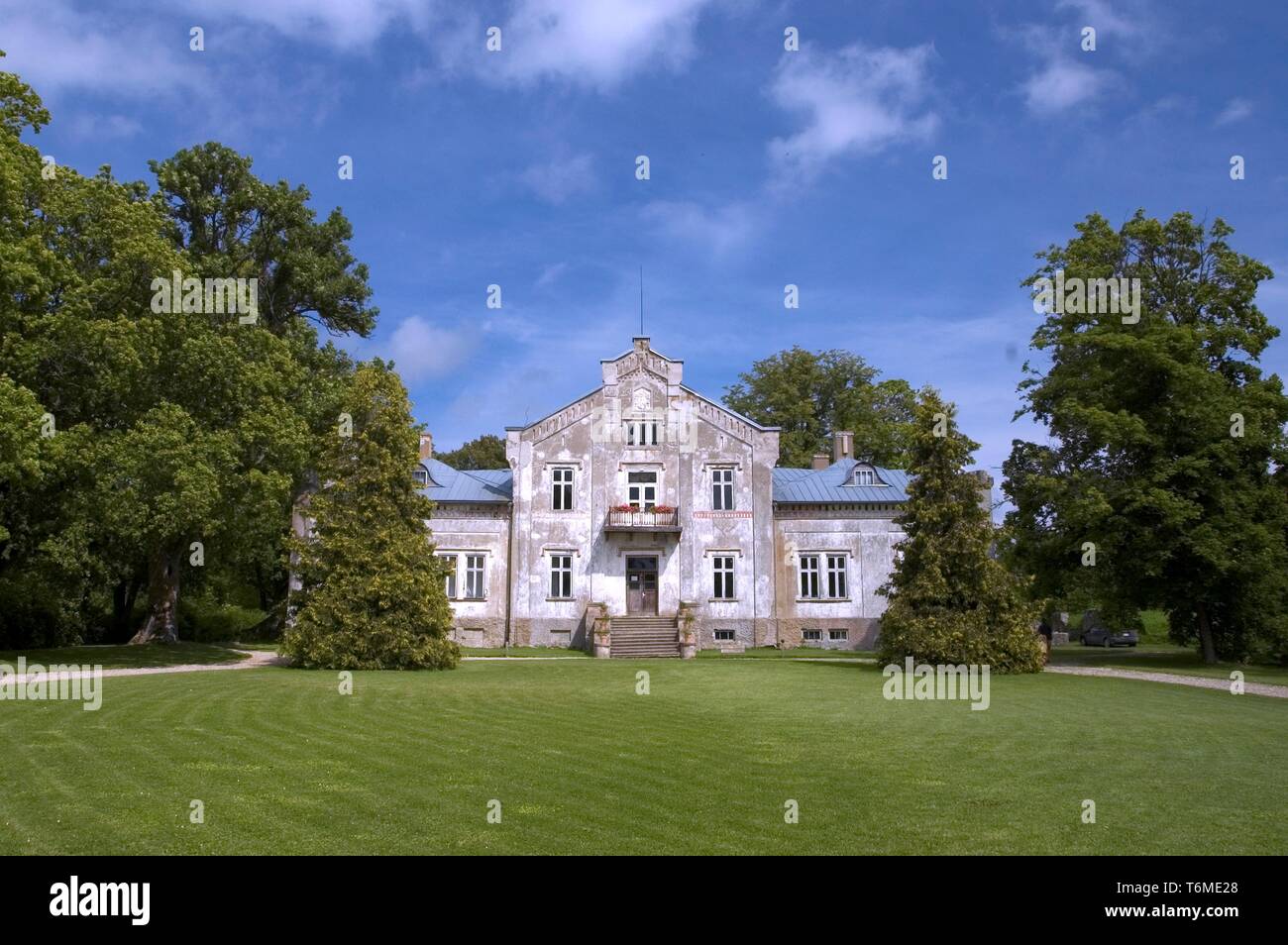 PÃ¤daste Manor in Muhumaa Stock Photo - Alamy