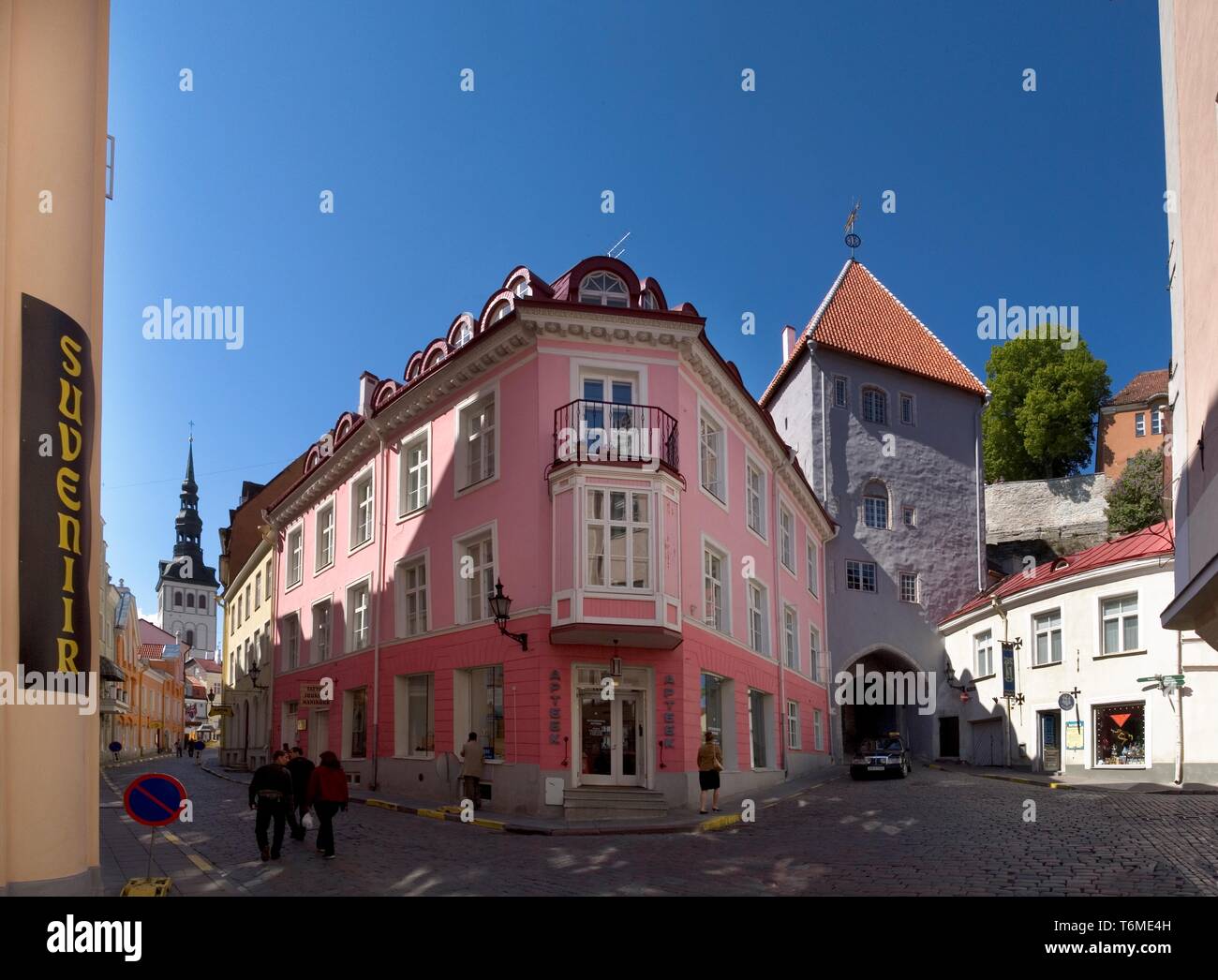 Building tallinn hi-res stock photography and images - Alamy