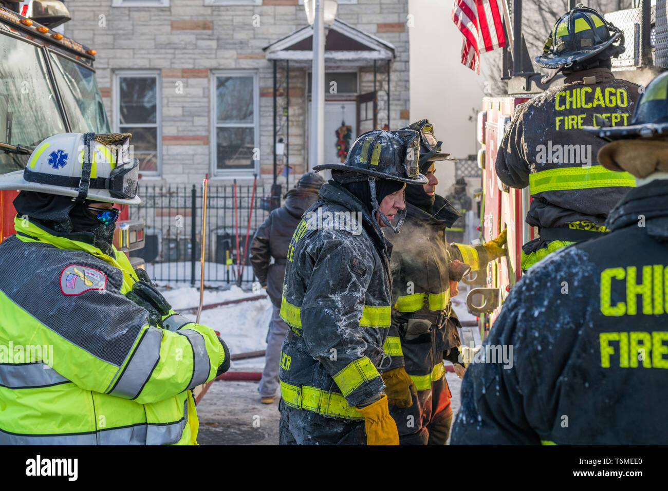 Chicago Fire Department responding to a house fire in the Little ...