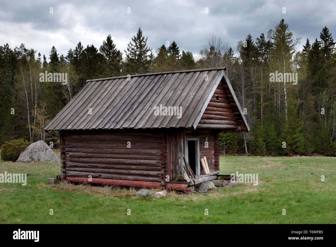 Old farmstead building hi-res stock photography and images - Alamy