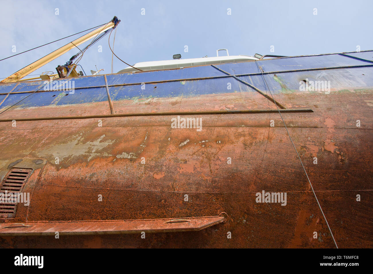 Keel of fishing cutter at a shipyard for maintenance Stock Photo - Alamy