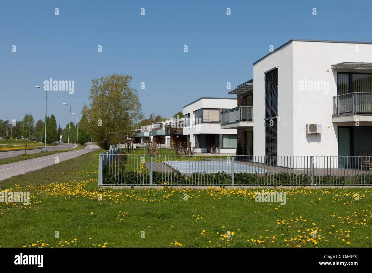 Building the fence hi-res stock photography and images - Alamy