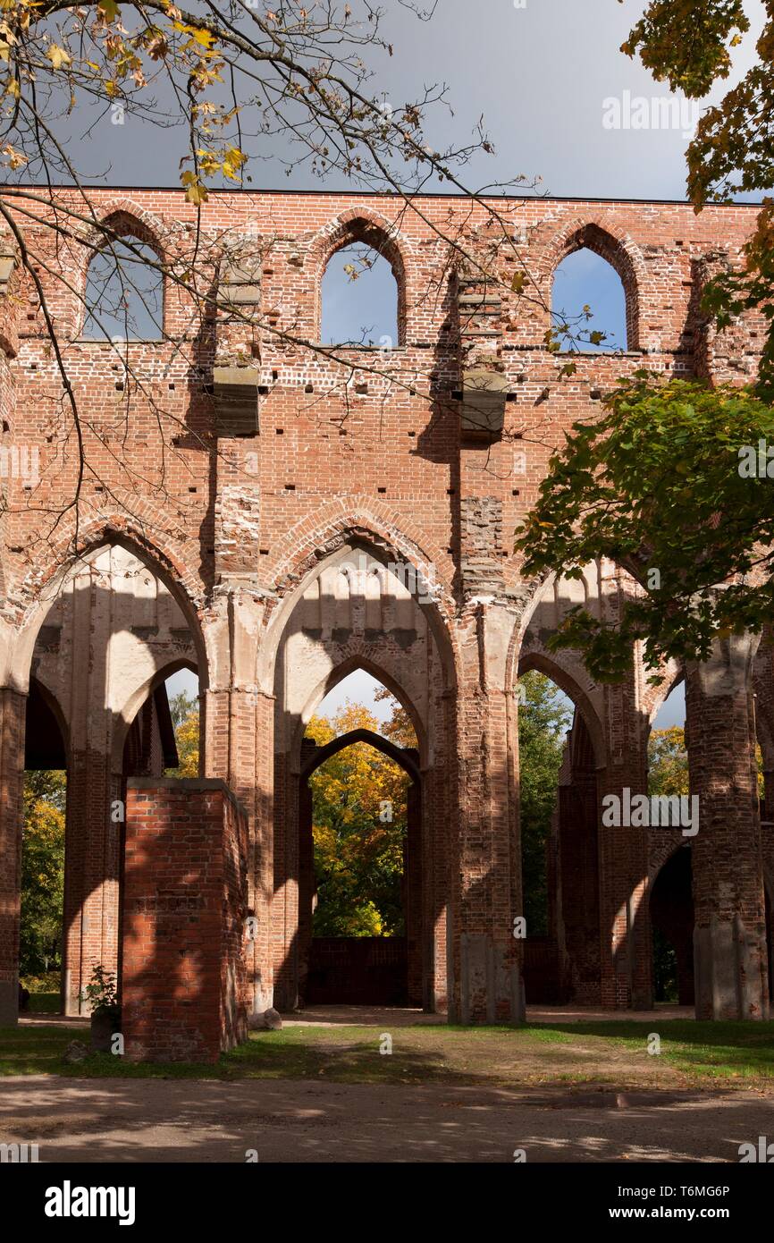 Dome church ruins - present History Museum - in Tartu Stock Photo - Alamy