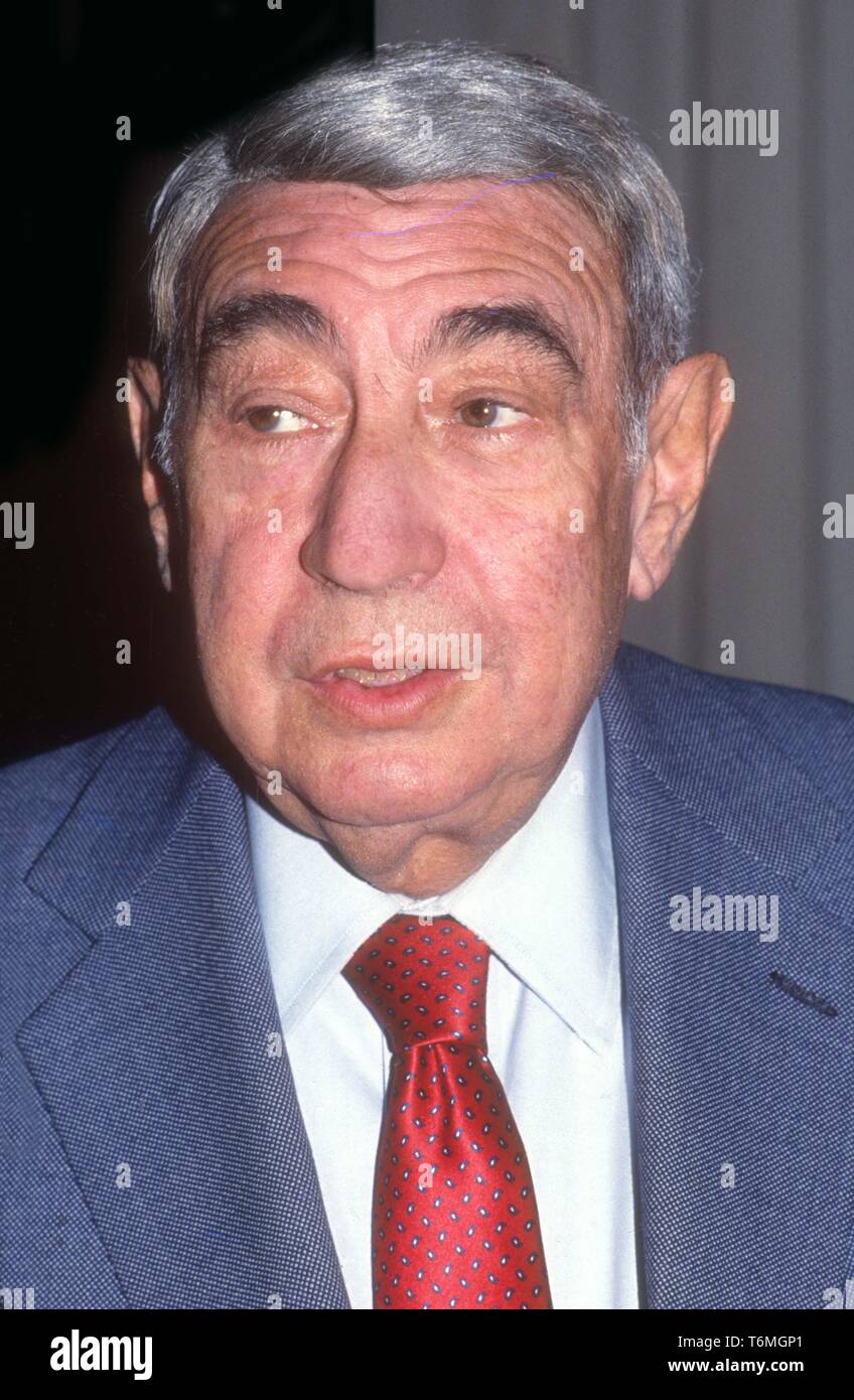 Howard Cosell High Resolution Stock Photography and Images - Alamy