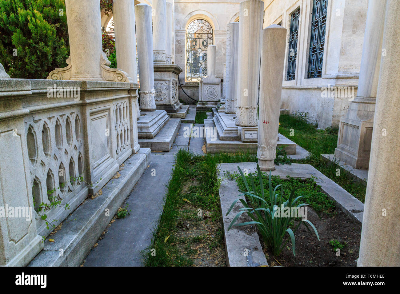 Istanbul/Turkey-04.03.2019: ancient tombs of Istanbul Stock Photo - Alamy