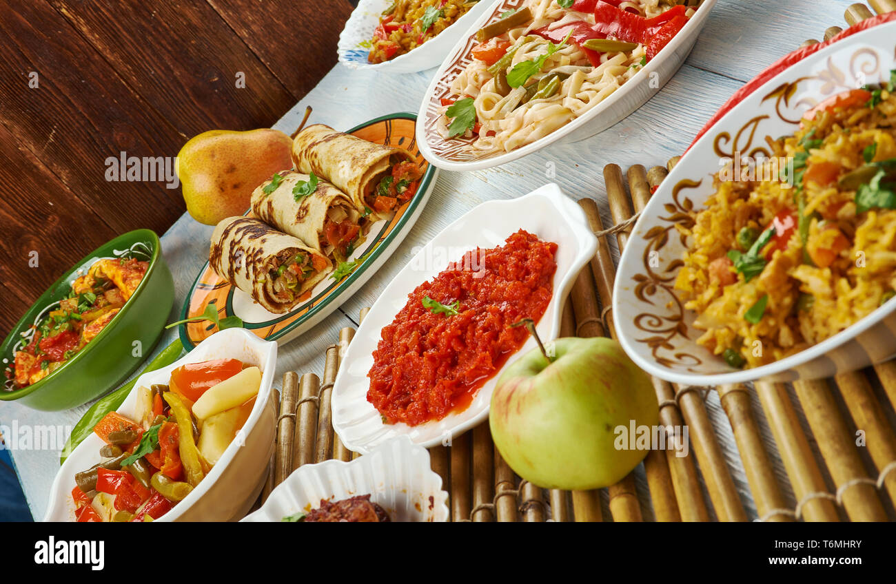 Schezwan fried rice hi-res stock photography and images - Alamy