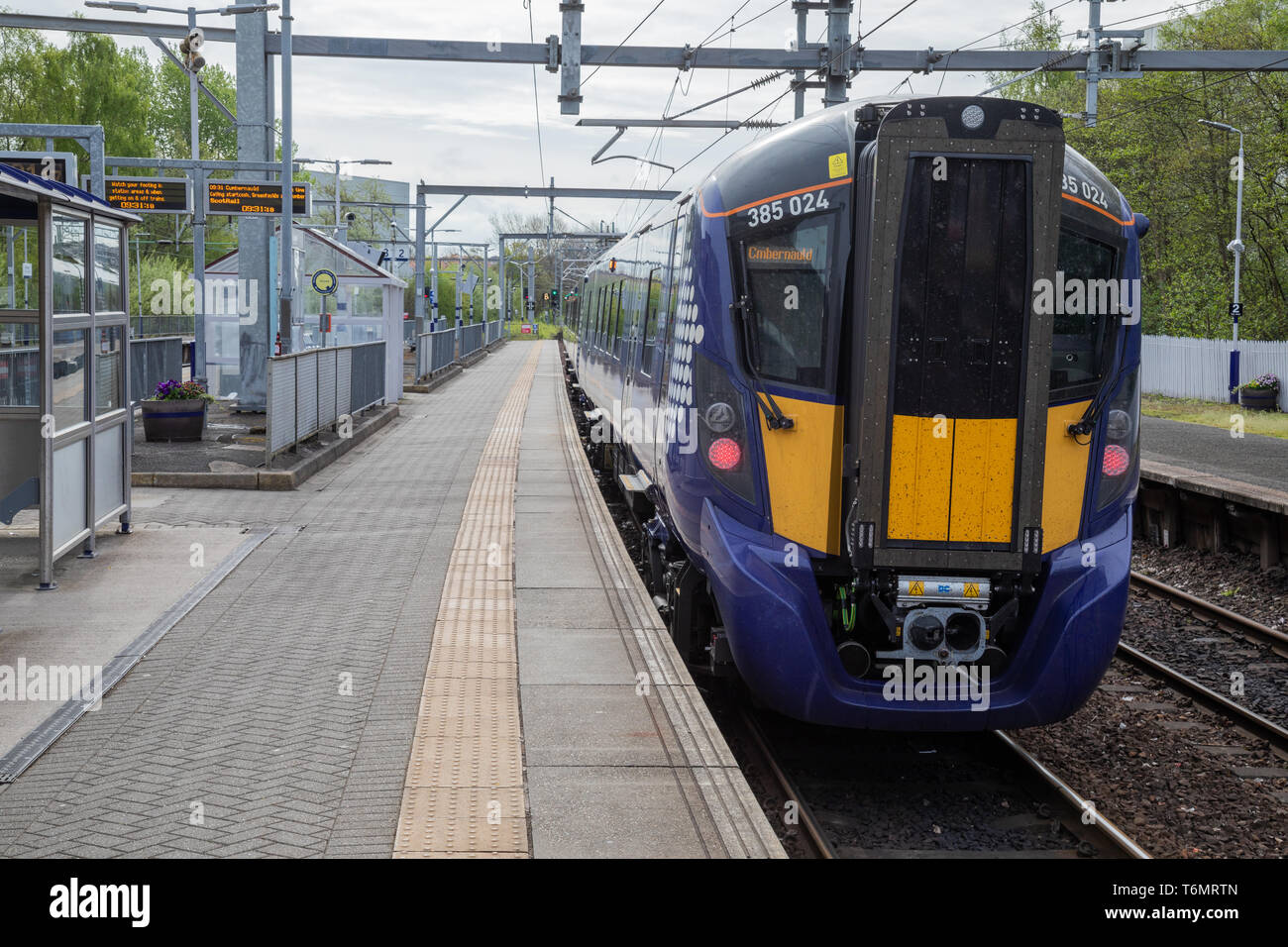 Springburn train station hi-res stock photography and images - Alamy