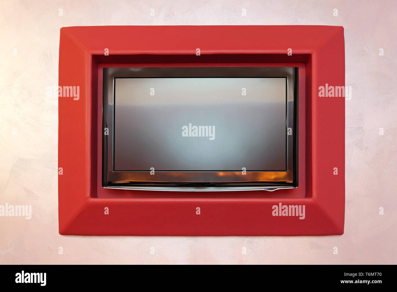 Wall rack hi-res stock photography and images - Alamy