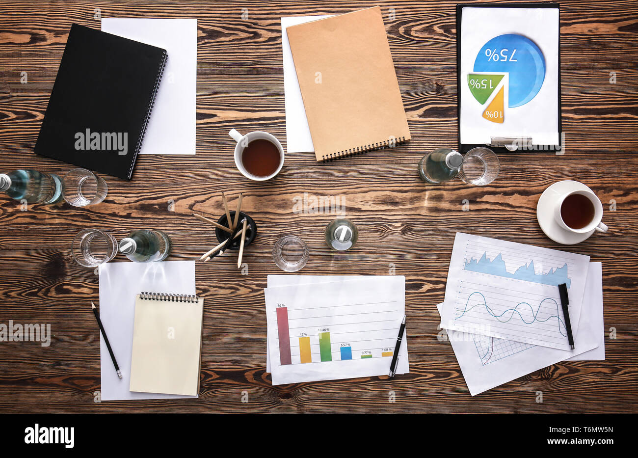Meeting top view hi-res stock photography and images - Alamy