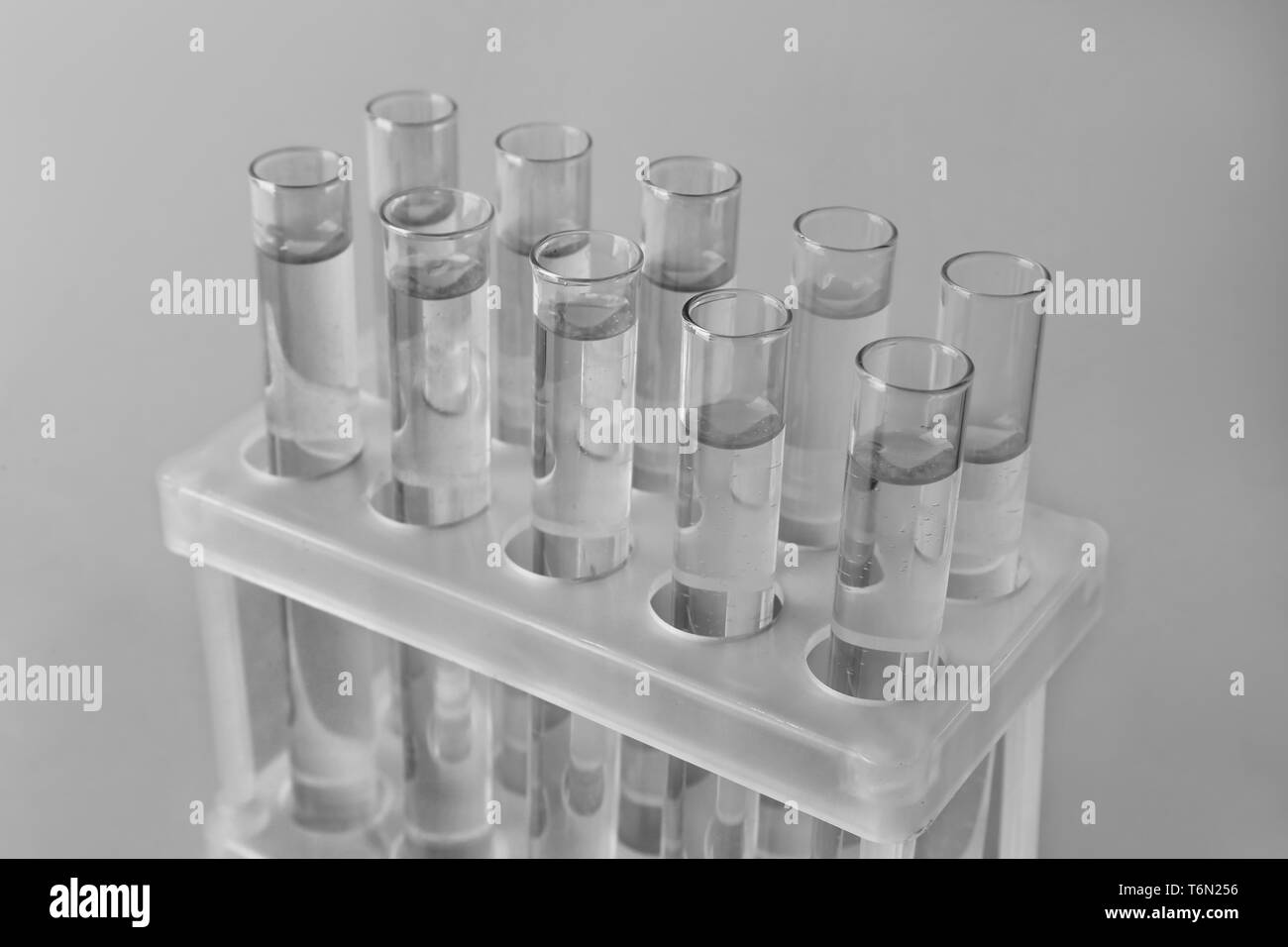 Light experiment transparent Black and White Stock Photos & Images - Alamy