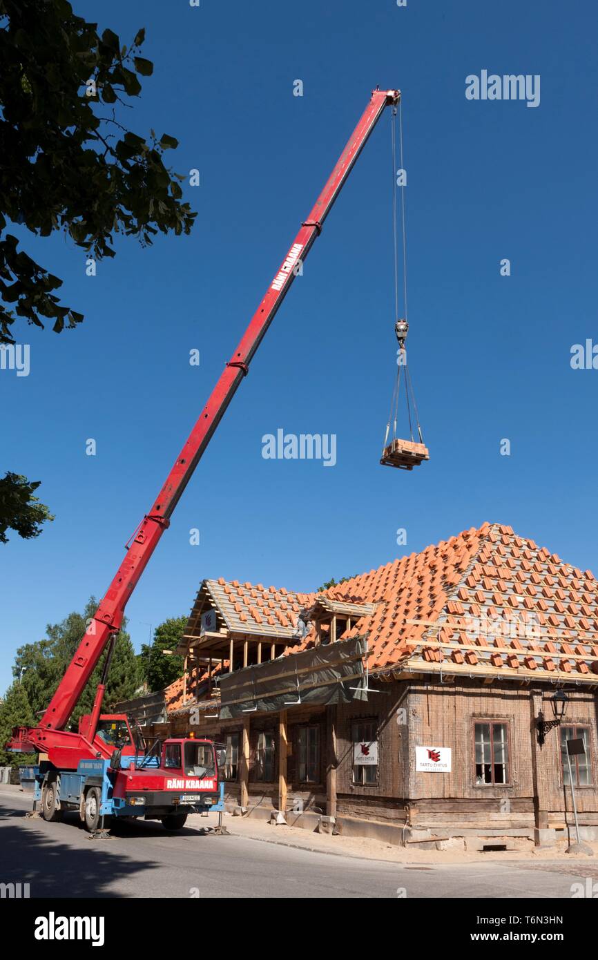 Roof Tile Hoist Hire at Mamie Jones blog