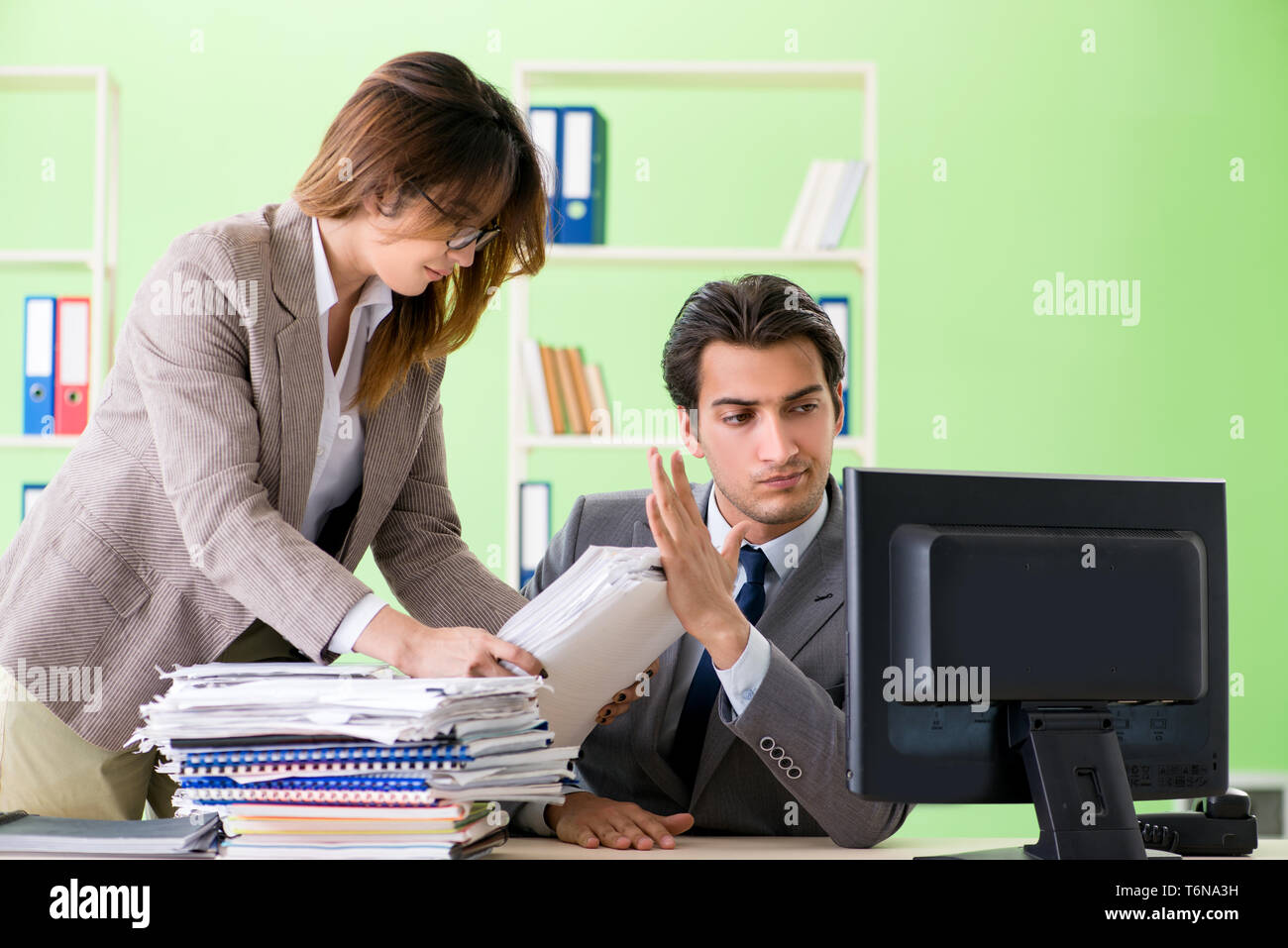 Stop work meeting hi-res stock photography and images - Alamy