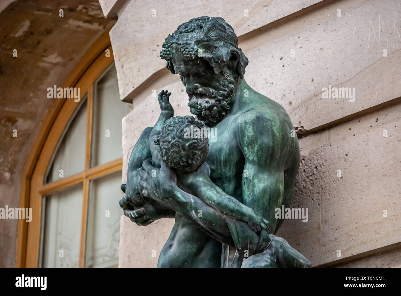 Statues in Paris, France Stock Photo - Alamy