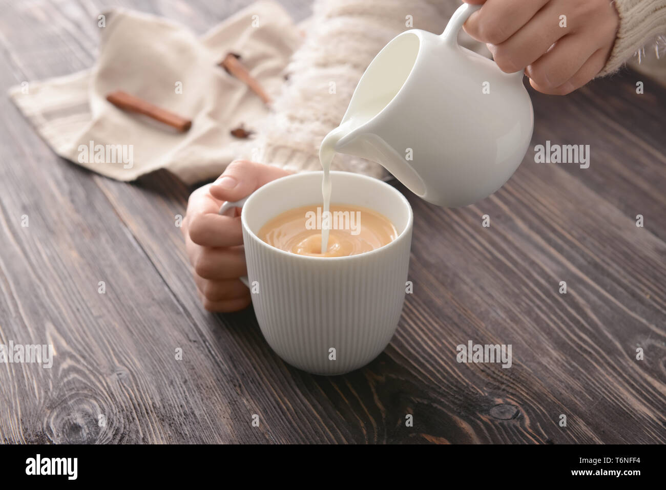 Pouring milk traditional english tea hi-res stock photography and ...