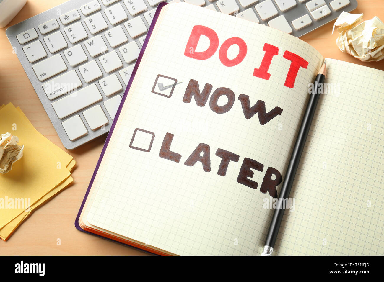 Check mark keyboard hi-res stock photography and images - Alamy