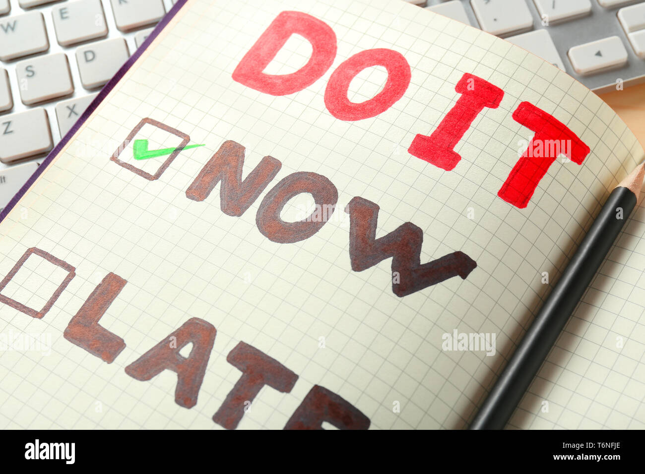 Check mark keyboard hi-res stock photography and images - Alamy