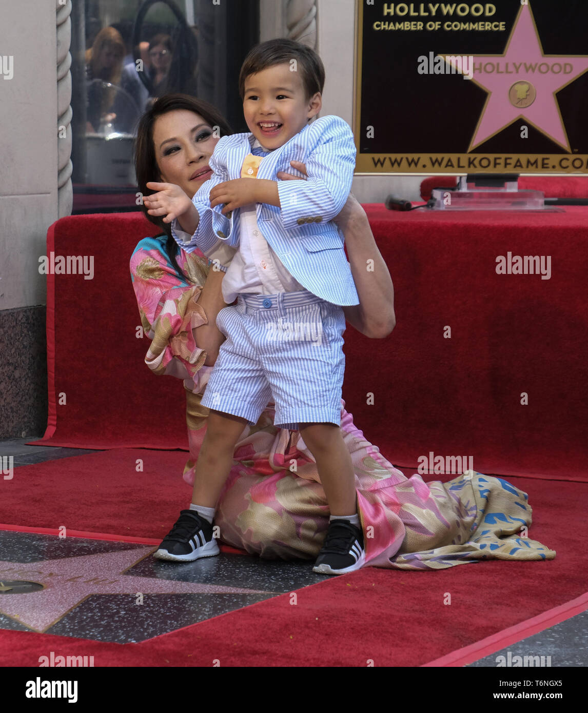 Lucy liu son rockwell lloyd liu hi-res stock photography and images - Alamy