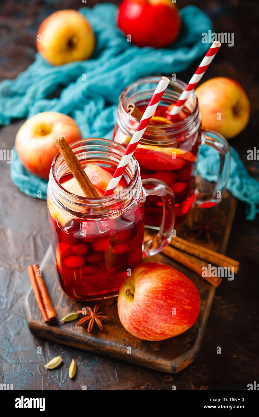 Glasses with hot punch for winter. Mulled wine Stock Photo - Alamy
